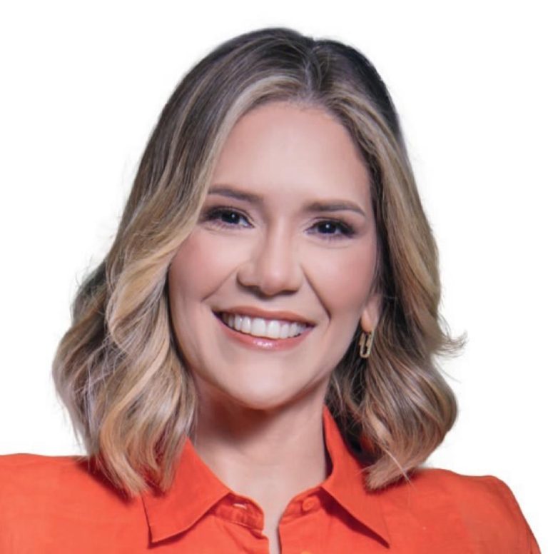 JUANA GÓMEZ, SERÁ LA ALCALDESA AMABLE – Guajira Gráfica